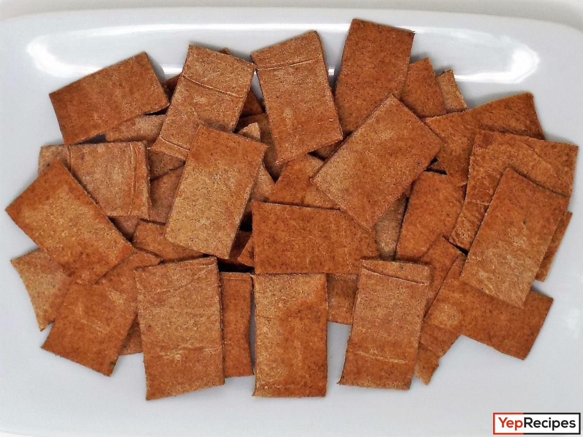 Whole Wheat Salt and Pepper Crackers Recipe | YepRecipes